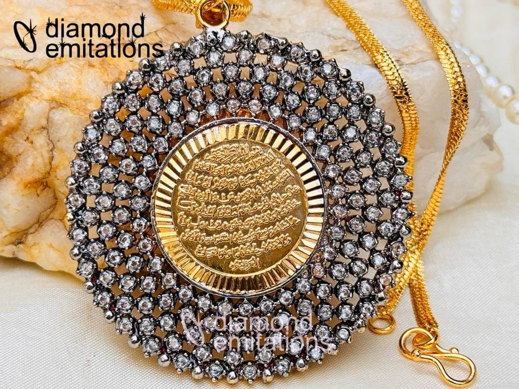 Calligraphy Pendant 4 – Diamond Emitations