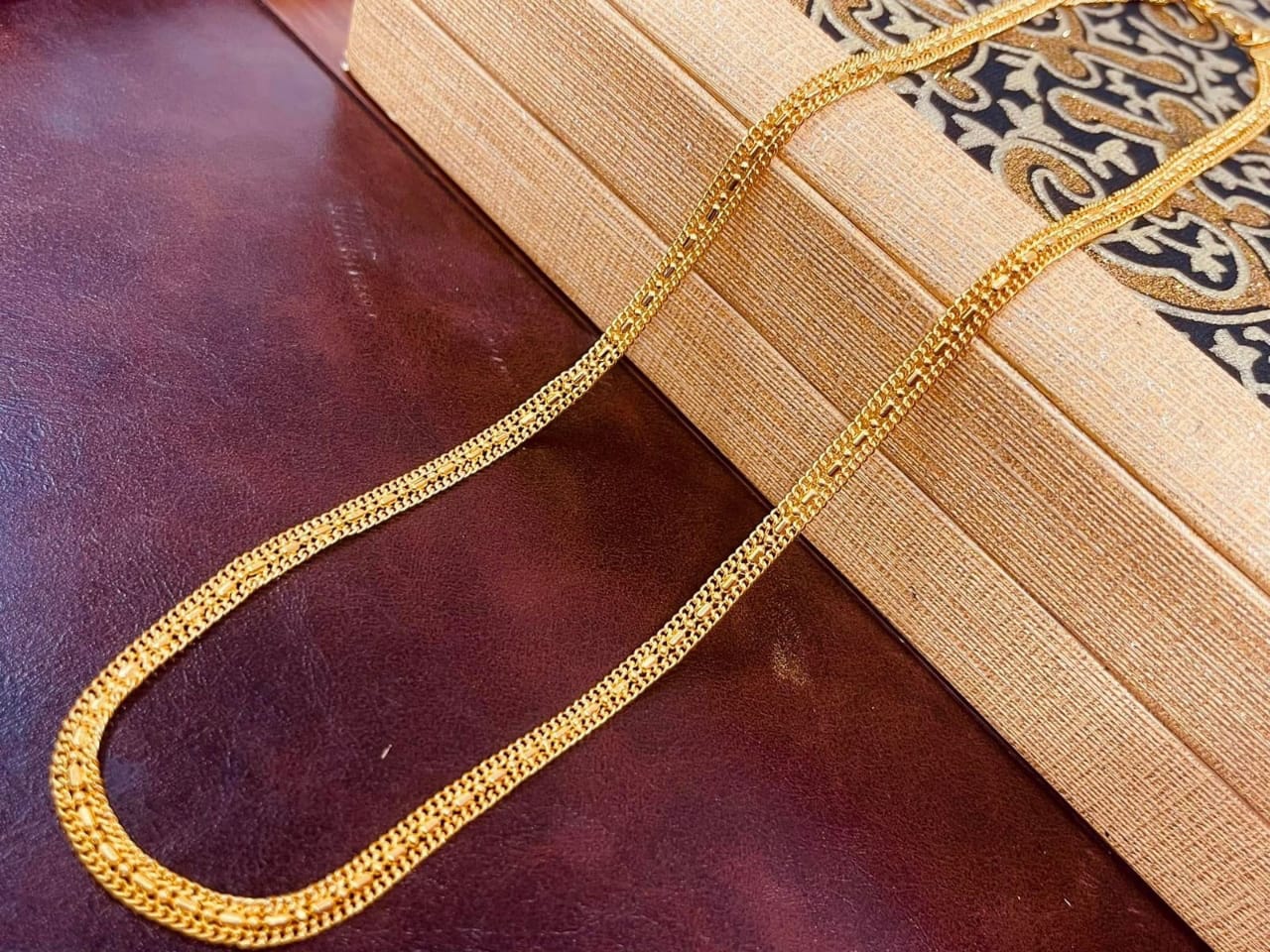 Goldplated imported chain – Diamond Emitations